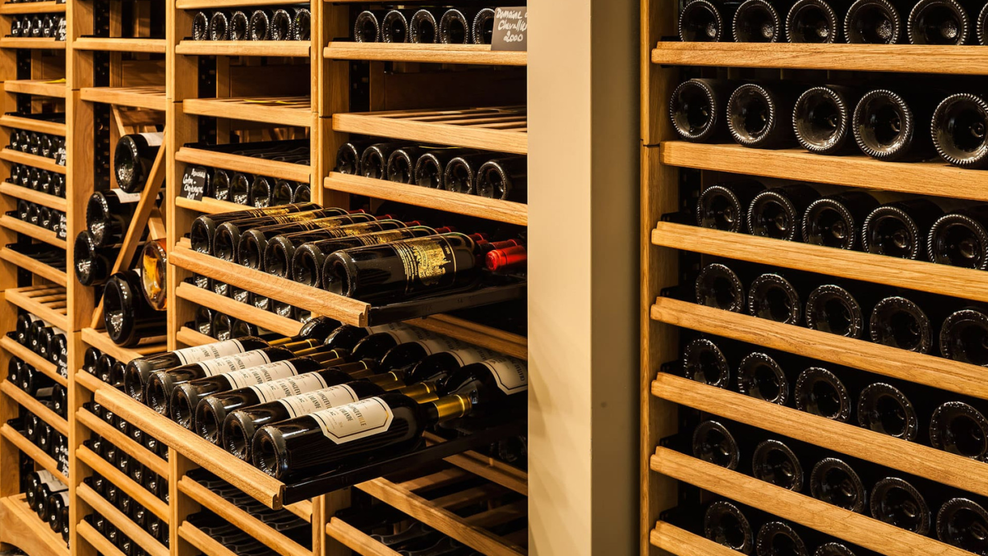 Magasin De Stockage De Vin
